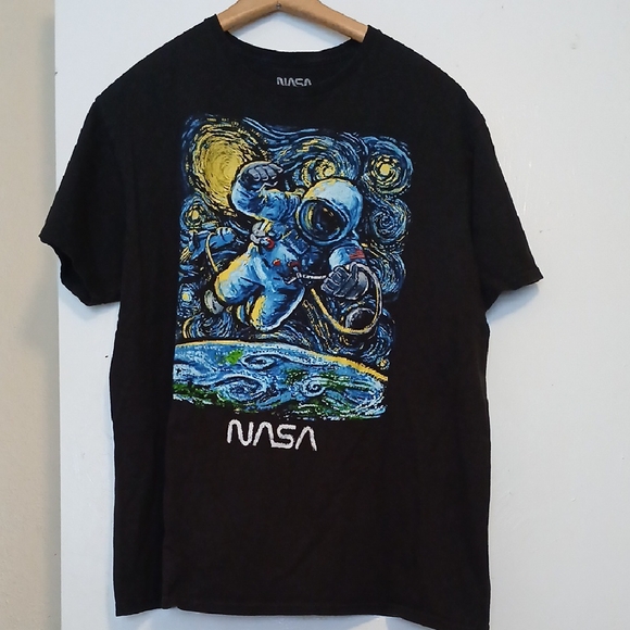 Nasa | Shirts | Nasa Astronaut On The Moon Graphic Shirt Mens Xl | Poshmark